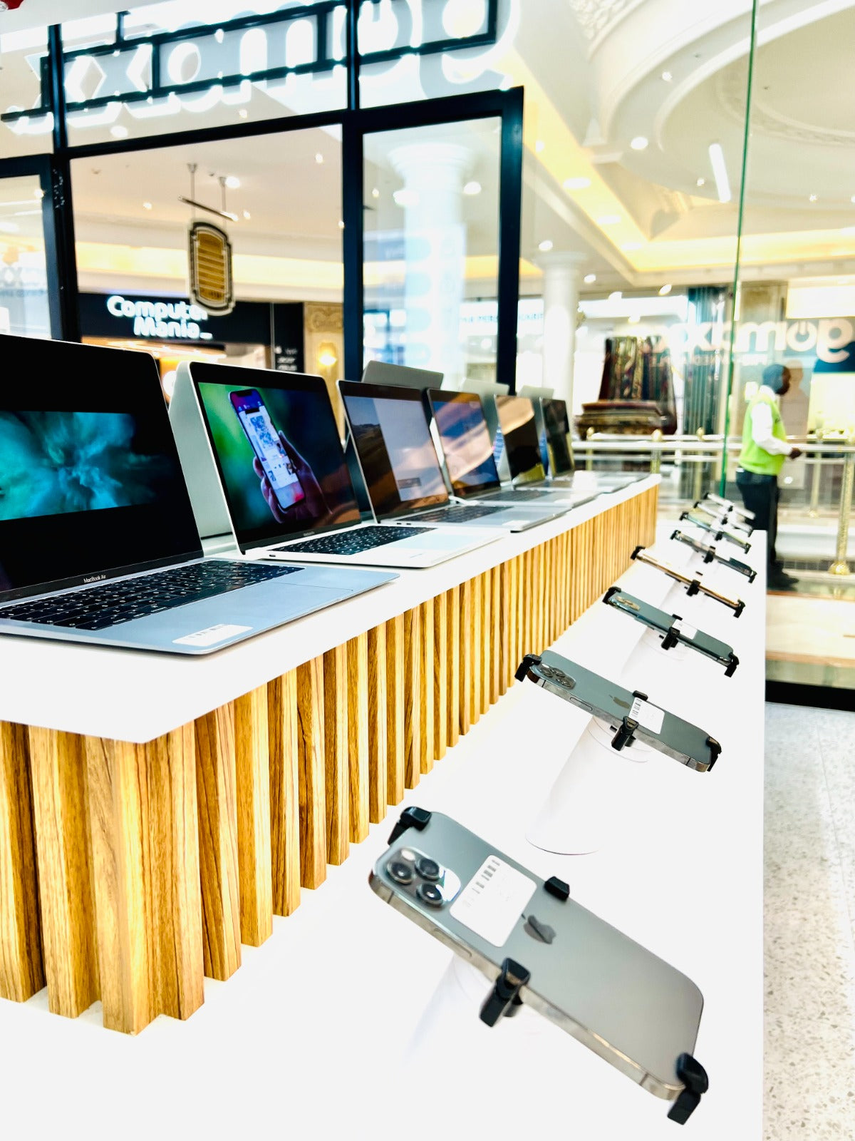 gomaxx – Computer Mania